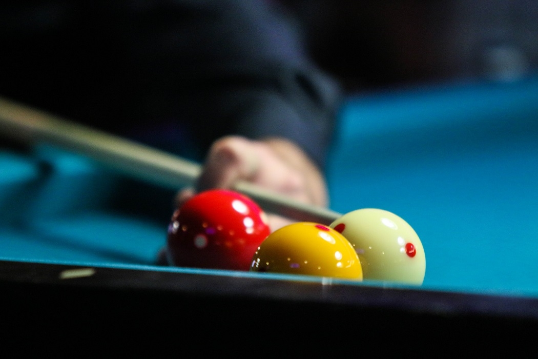 Biljarten in twee werelden: Nederland en België | Carambole